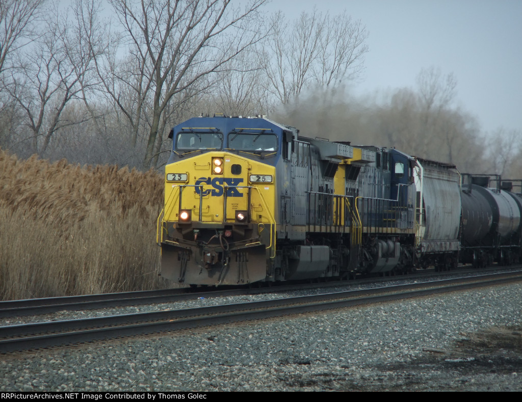 CSXT 25 east